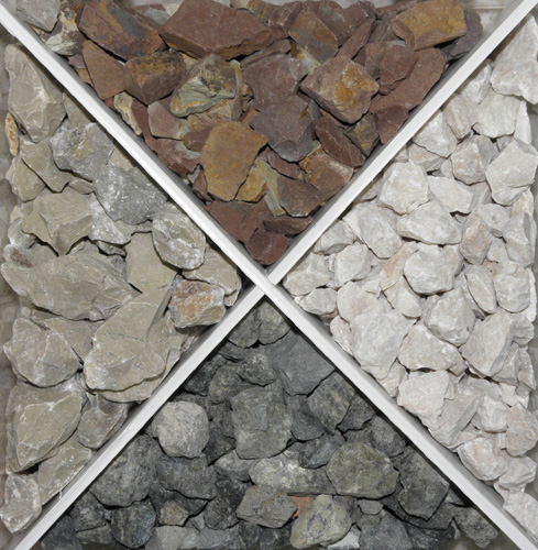 M. Pelides Green Synthetic Grass - Decoration Pebbles